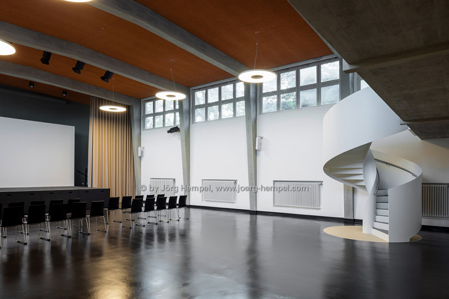 Umbau Aula Charles-Hallgarten-Schule, Frankfurt, Frankfurt am Main ...